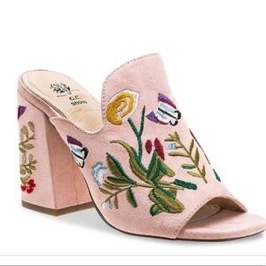 Shoes | Clog Heels Pink Embroidered | Poshmark